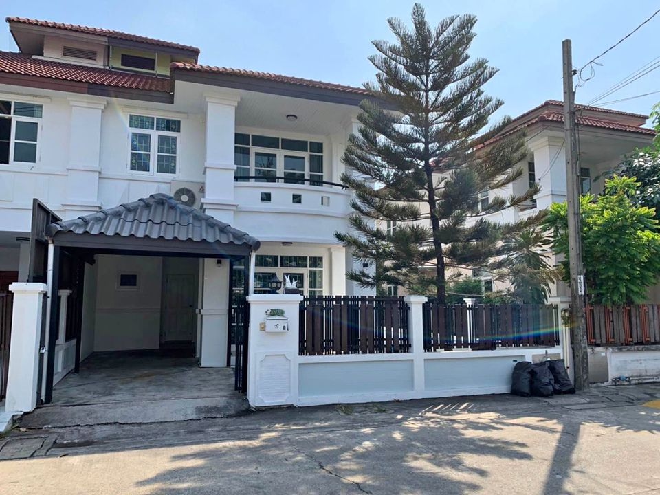 R1391ให้เช่าบ้าน หมู่บ้าน ศิรินเทพ ลาดพร้าว101 (ว่างค่ะ) | Livinginsider